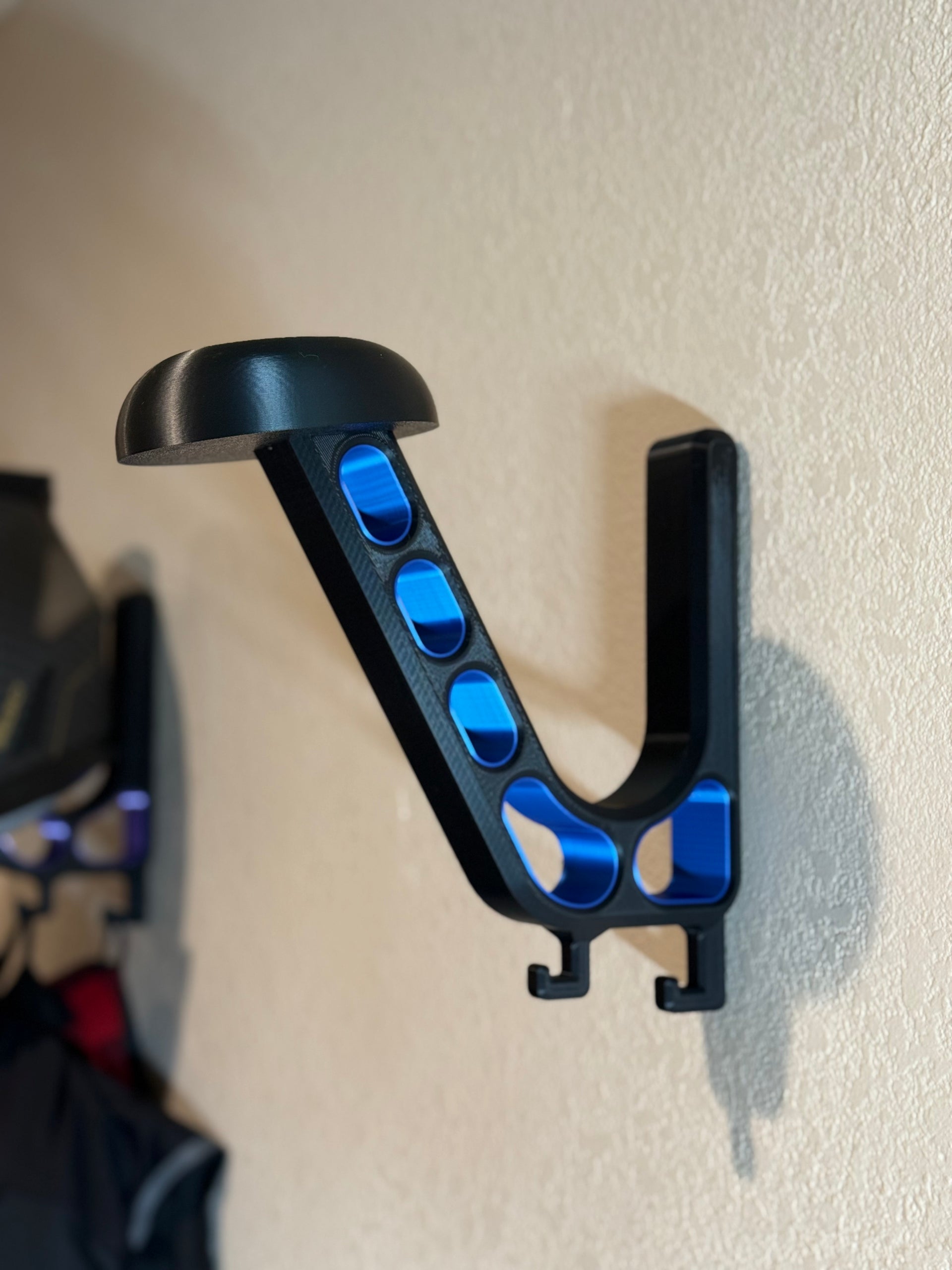Helmet Wall Mounts- McCoy Industries