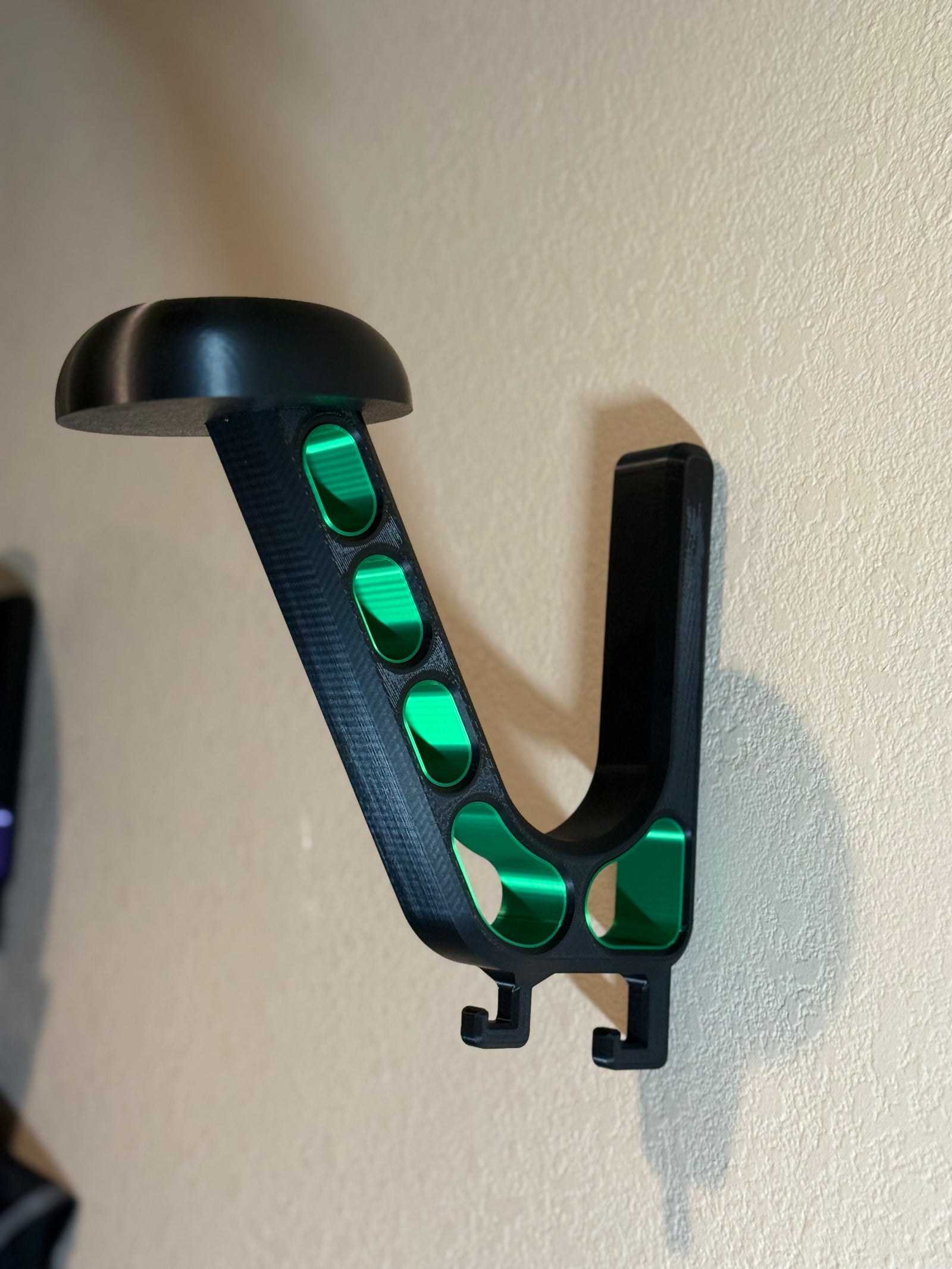 Helmet Wall Mounts- McCoy Industries